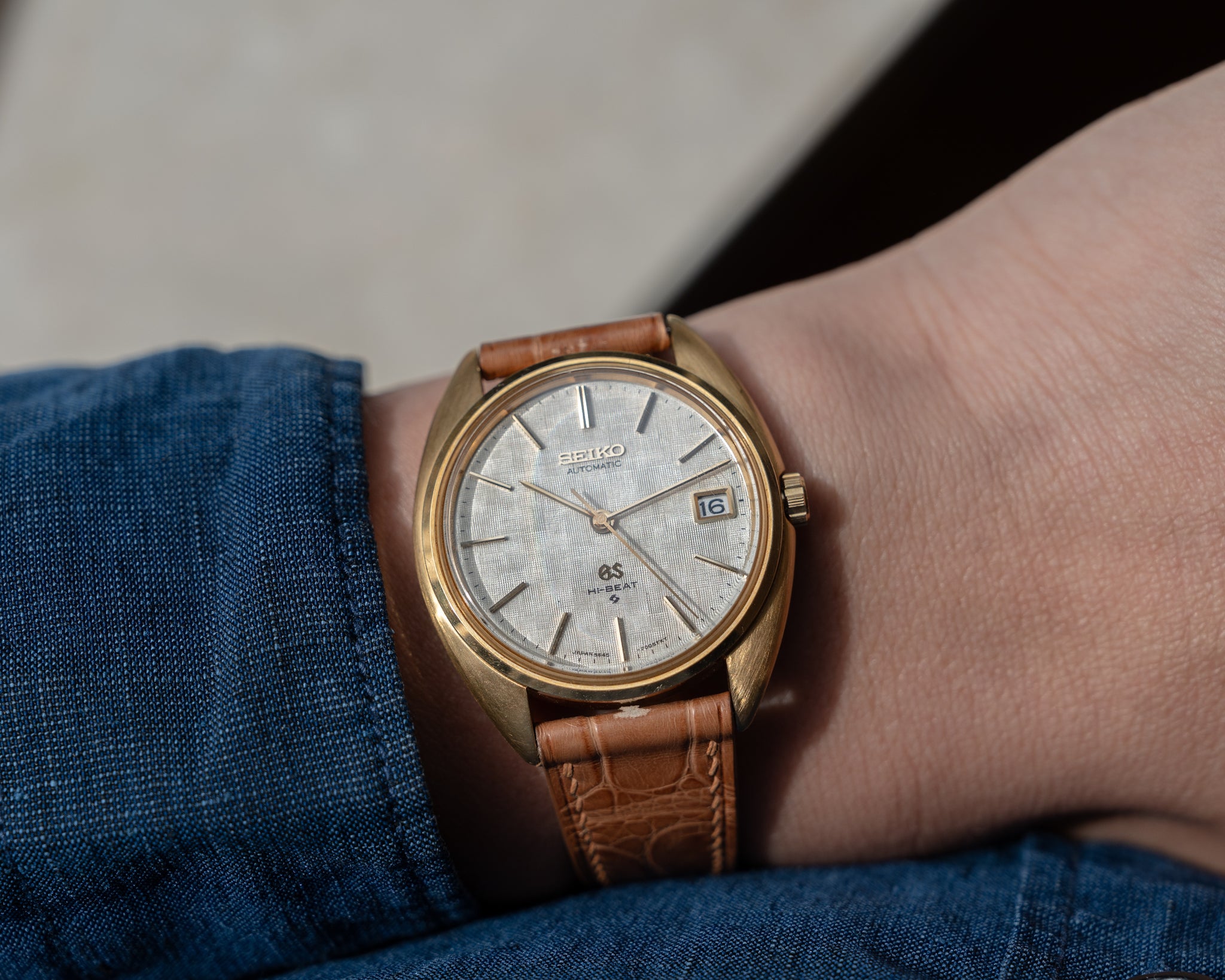 Grand Seiko 5645-7005 linen dial in 18k yellow gold July 1971 – Special ...